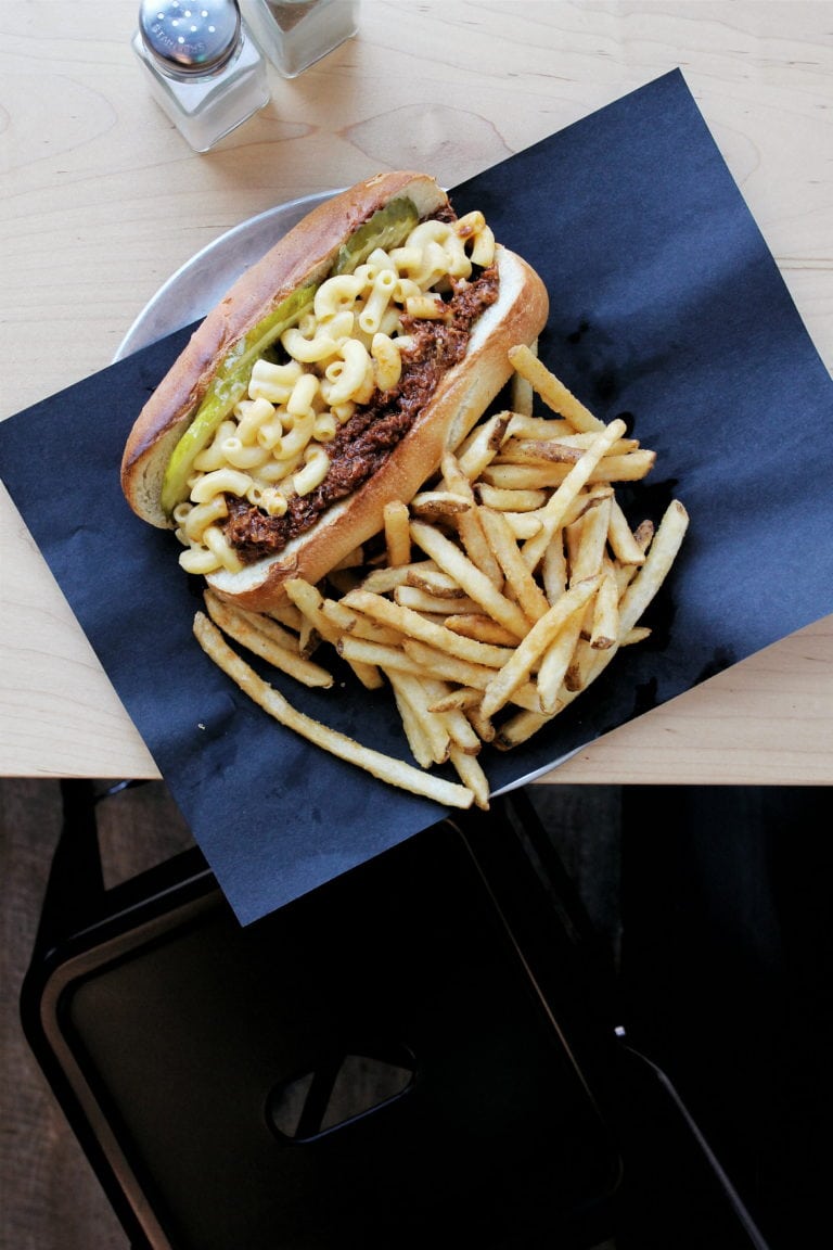 Doomie's : Toronto, Canada - theallonsy.com